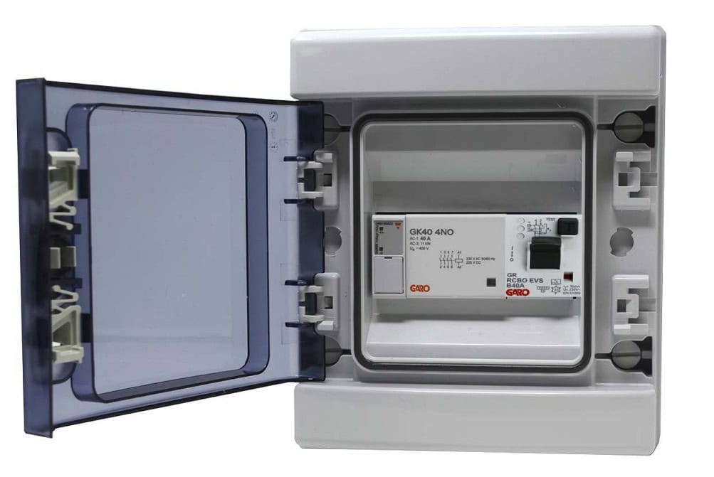 matt:e MTE/A 5P 40A Auto reset 5 Pole MCB with built in PEN fault ...