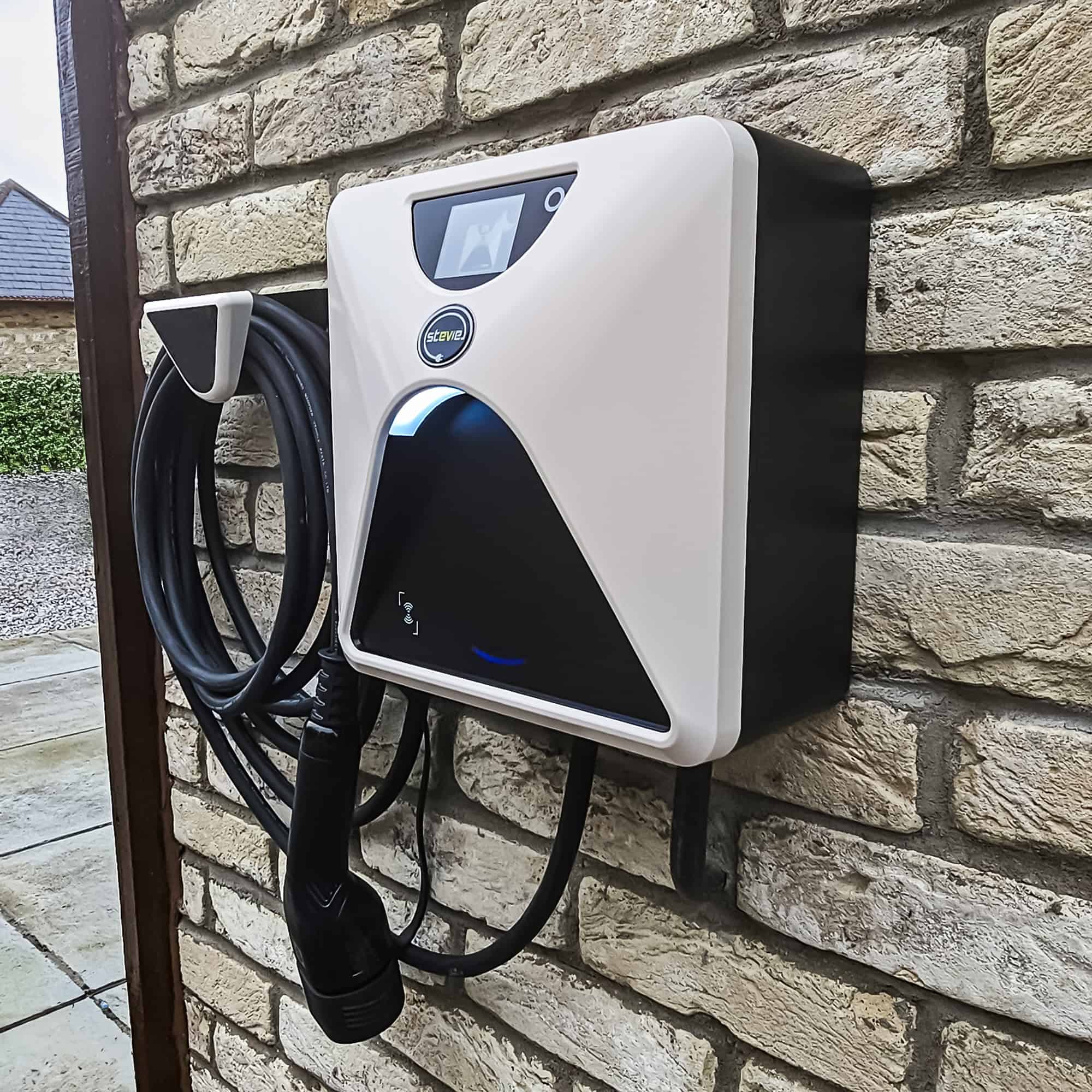 Stevie EV 7.4kW on-wall EV Charger (no display). Stevie 1 – OWS – UK EV ...