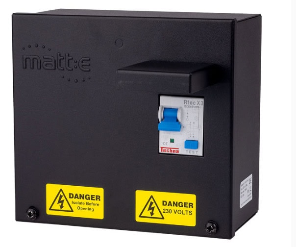 matt:e SP-EVCP-R Single phase connection centre with 32A double pole ...